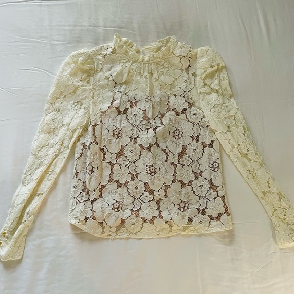 Wayf | Tops | Wayf Floral Lace Blouse In Cream With Tan Tank Purchased ...